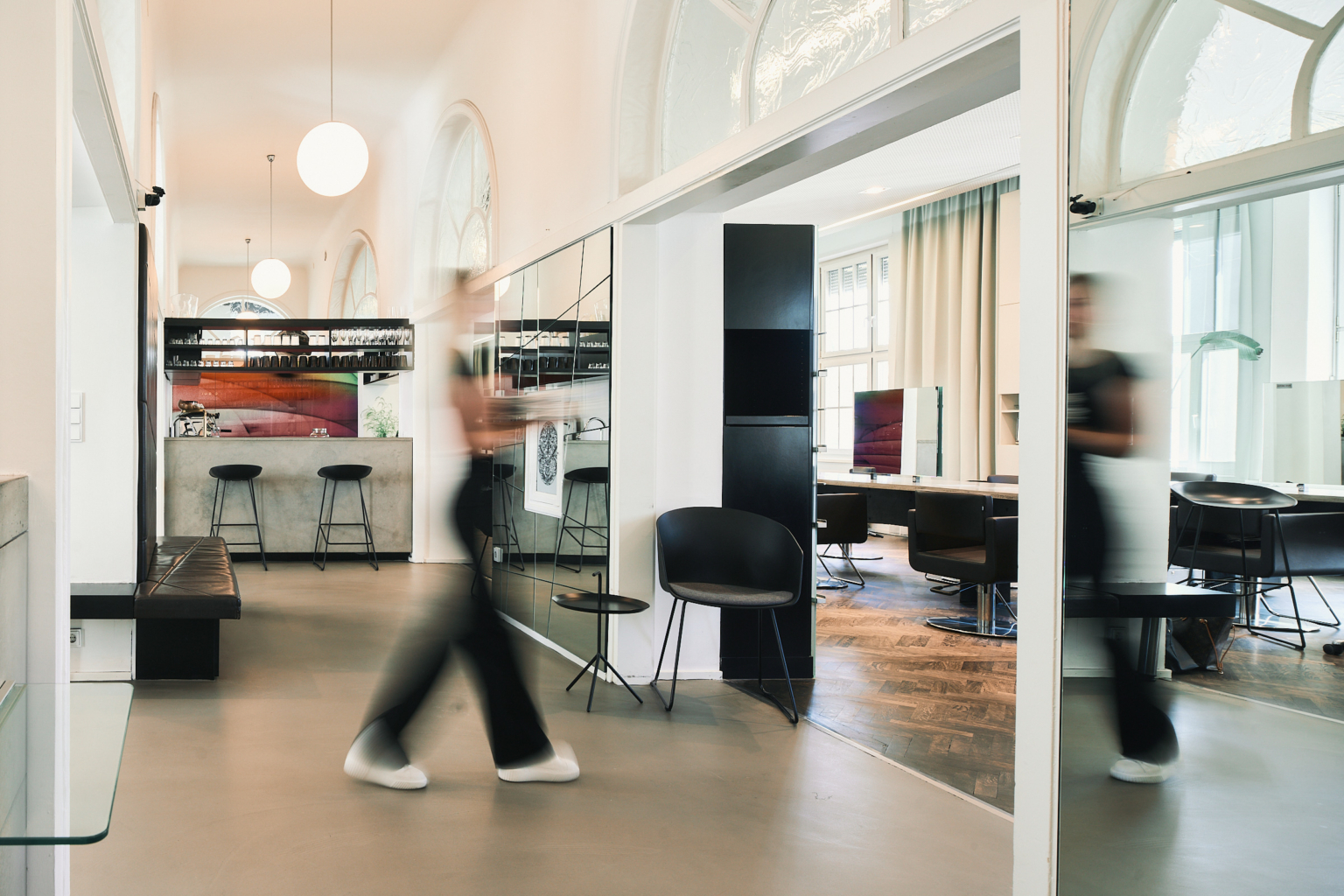 Salon - EDINGER.salon - Friseur im Herzen von Linz am Taubenmarkt